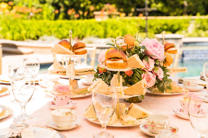 Afternoon Tea Wedding Reception Tables 100 Ideas For A Pretty Winter