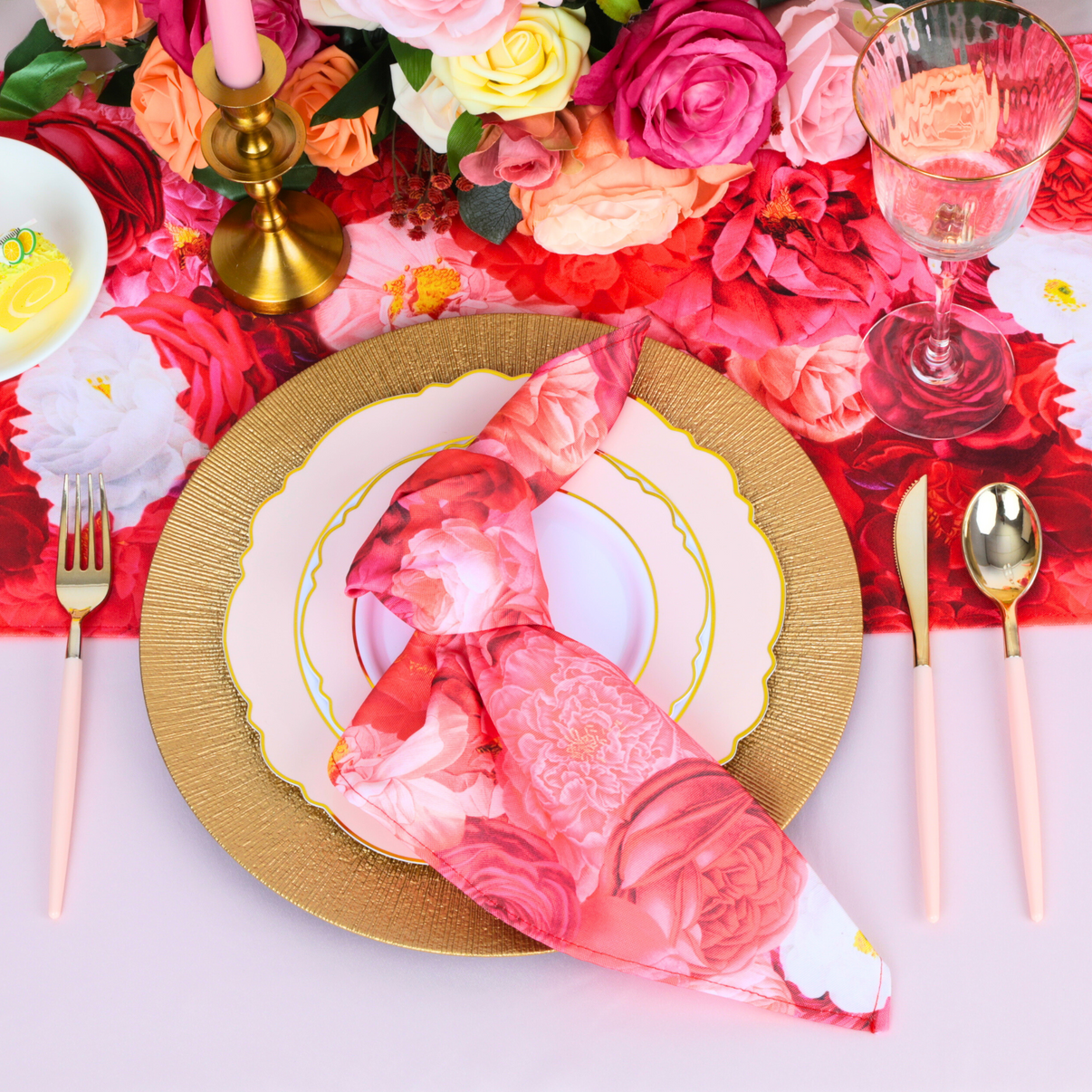 Floral Peony Roses 120" Round Tablecloth Fuchsia - CV Linens™
